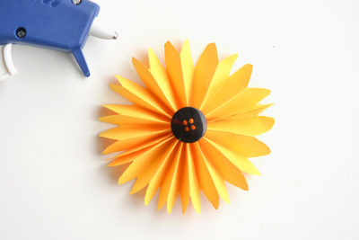 31 Quick Crafts for Kids that Take 10 Minutes or Less