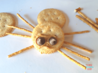Super Easy Halloween Spider Cracker Snack for Kids