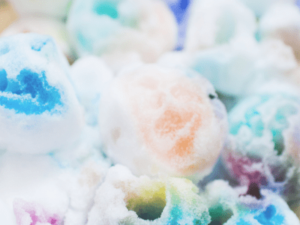 32 Fun Outdoor Activities for Kids in the Winter & Cold Weather