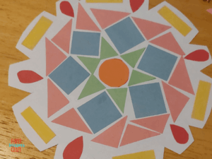 DIY Easy Construction Paper Mosaic Craft for Kids - Paper Scissors Craft
