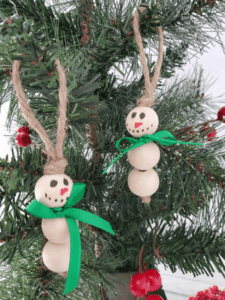 44 Quick and Easy Christmas Crafts for kids - Paper Scissors Craft