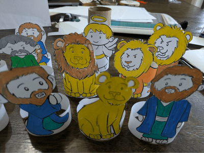 Daniel in the Lions’ Den Stand-Up Characters Craft and Lesson for Kids ...